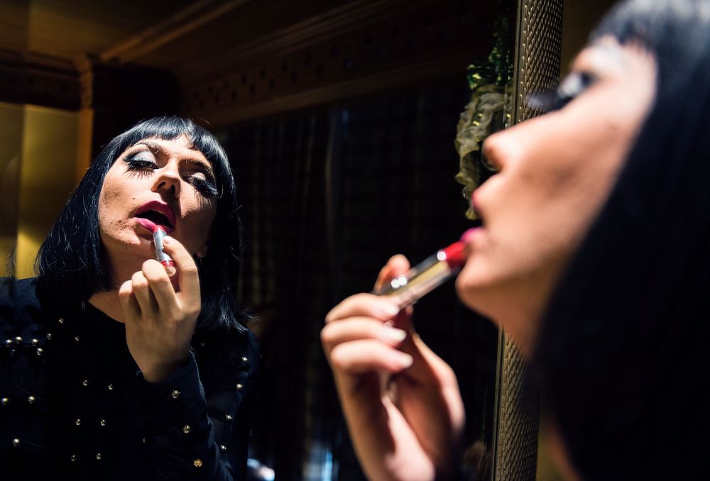 Contemporary photoshoot of a transgender | Premium Photo - rawpixel