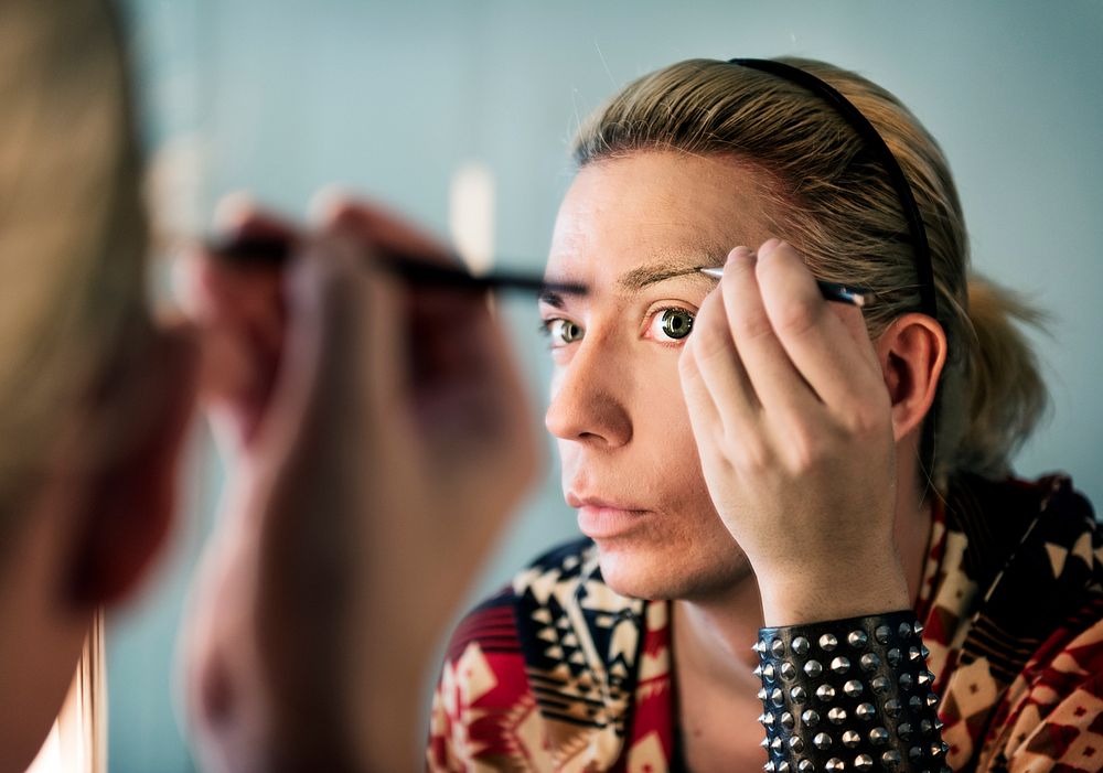 Contemporary photoshoot of a transgender | Premium Photo - rawpixel