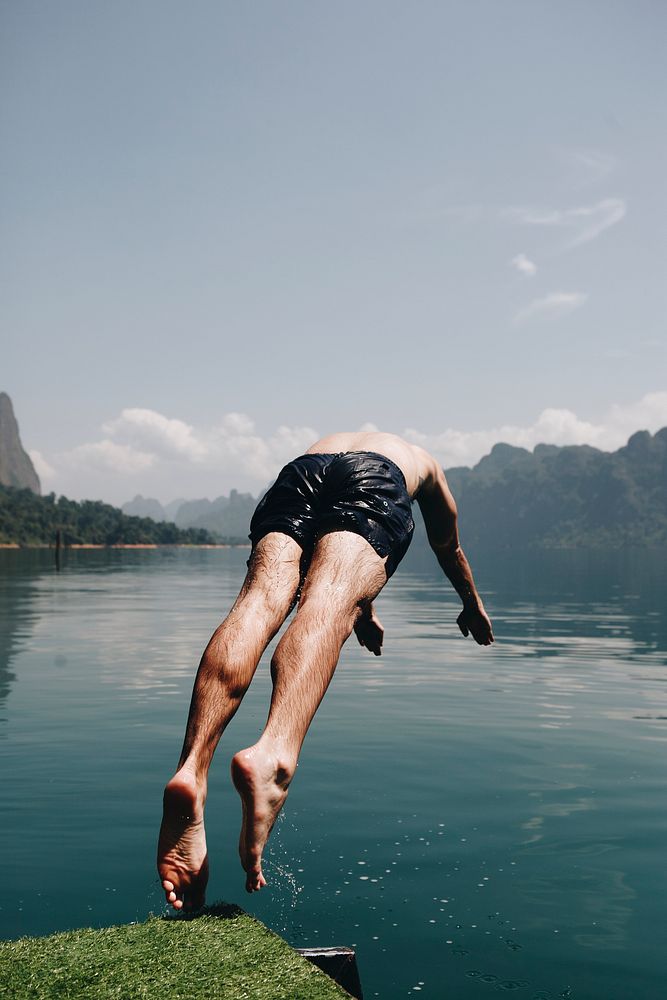 Man diving into the water | Premium Photo - rawpixel