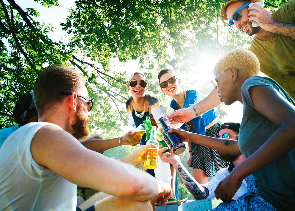 Friends having a summer party | Premium Photo - rawpixel