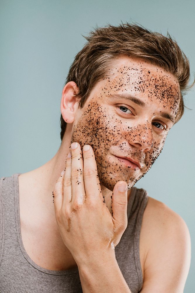 Man doing a face scrub | Premium Photo - rawpixel