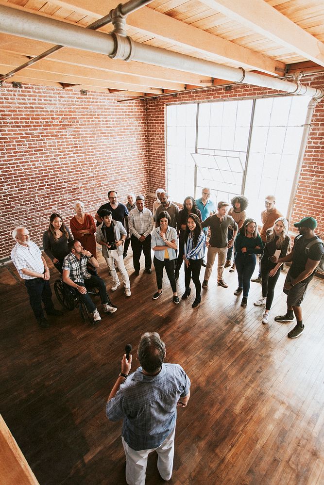 Diverse people in a workshop | Premium Photo - rawpixel