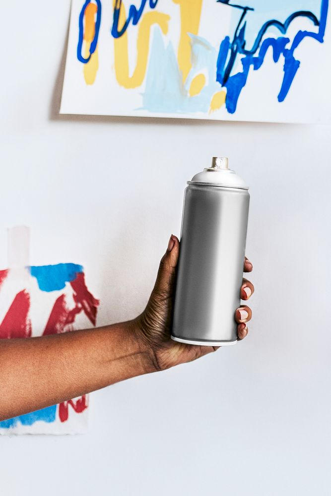 Hand spray paint a white | Premium Photo - rawpixel