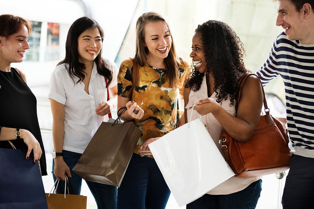 Group of friends shopping in a mall | Premium Photo - rawpixel
