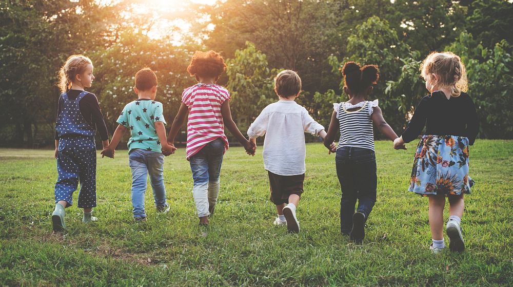 Group of kindergarten kids friends | Free Photo - rawpixel