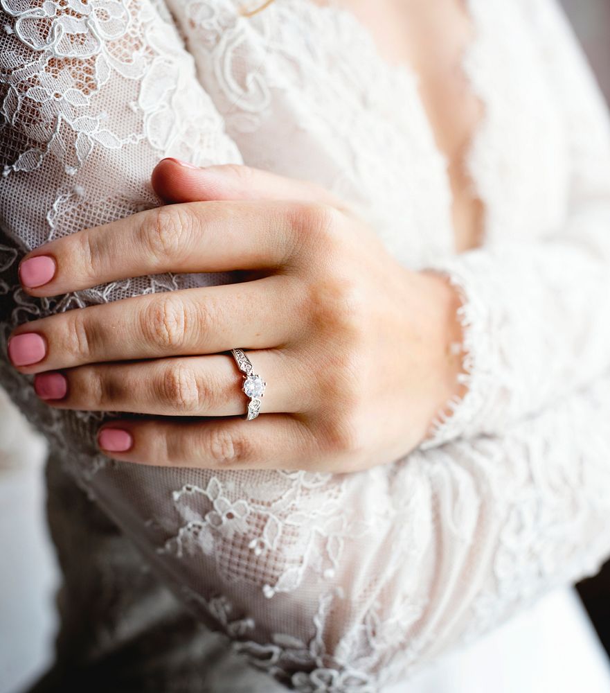 Attractive Beautiful Bride Showing Engagement | Free Photo - rawpixel