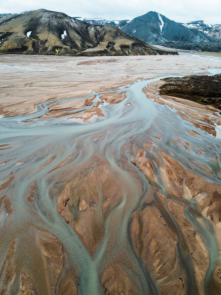 View of Icelandic glacial river | Premium Photo - rawpixel
