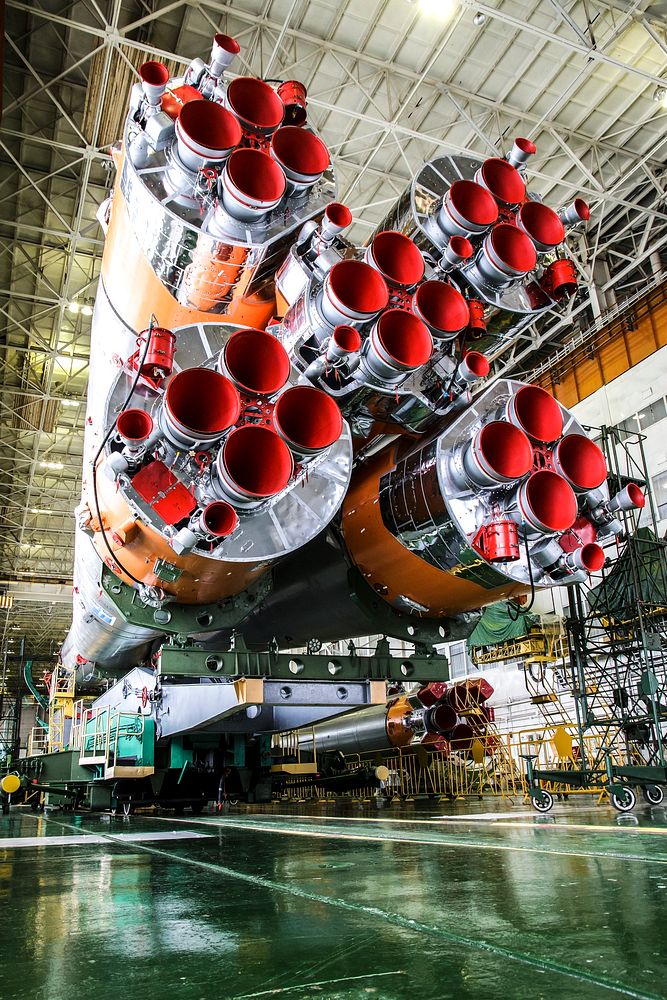 The Soyuz rocket and Soyuz | Free Photo - rawpixel