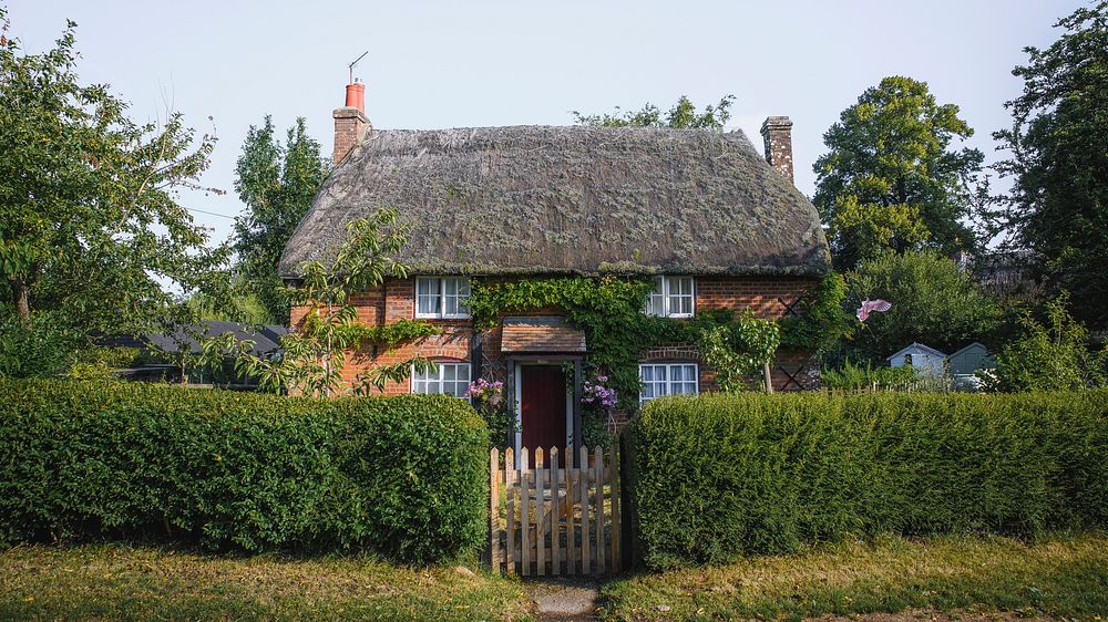 Desktop wallpaper background, country house | Free Photo - rawpixel