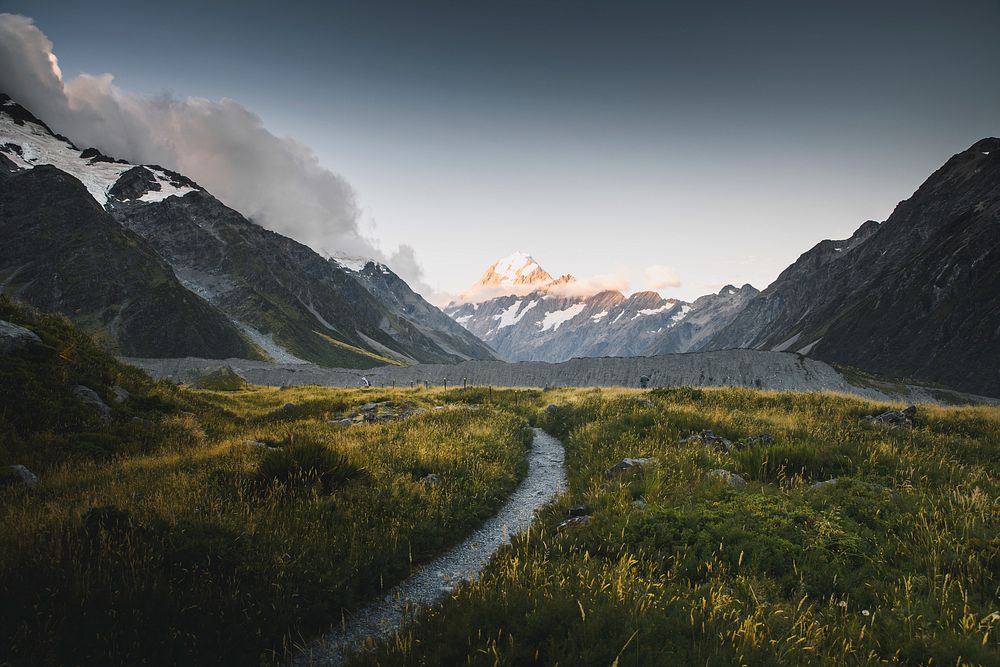 Beautiful view of Mount Cook, | Premium Photo - rawpixel