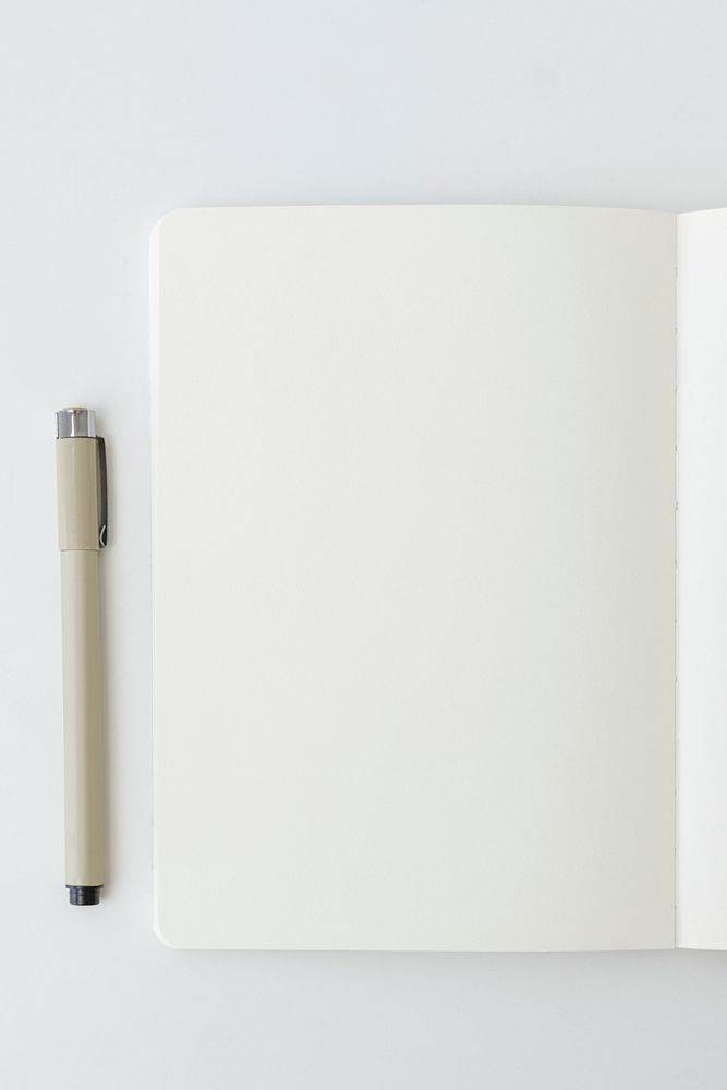 Blank plain white notebook page | Free Photo - rawpixel