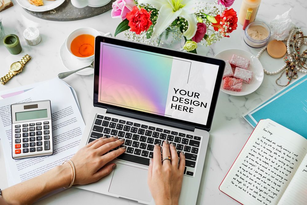 Woman using a laptop mockup | Premium PSD Mockup - rawpixel