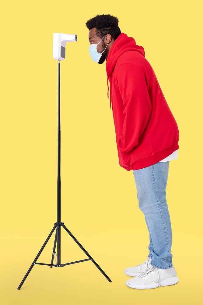 Man screening temperature during the new | Free Photo - rawpixel