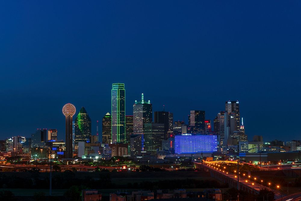 Dusk view of the Dallas, | Free Photo - rawpixel