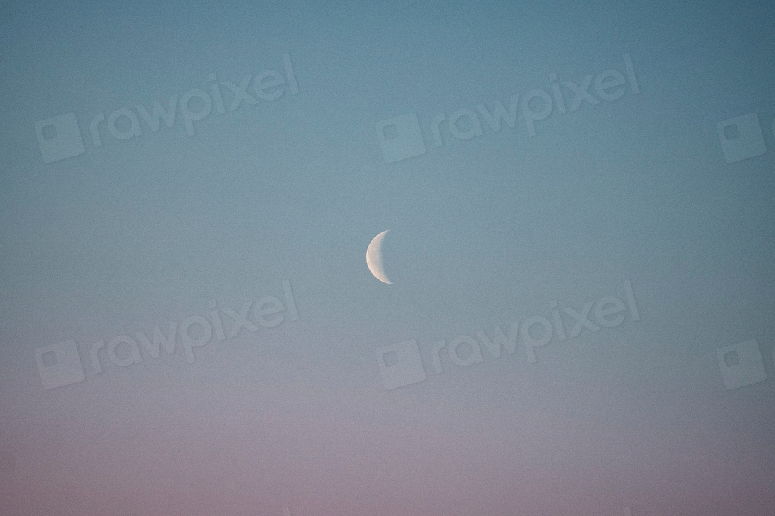 Crescent moon on pastel sky | Premium Photo - rawpixel