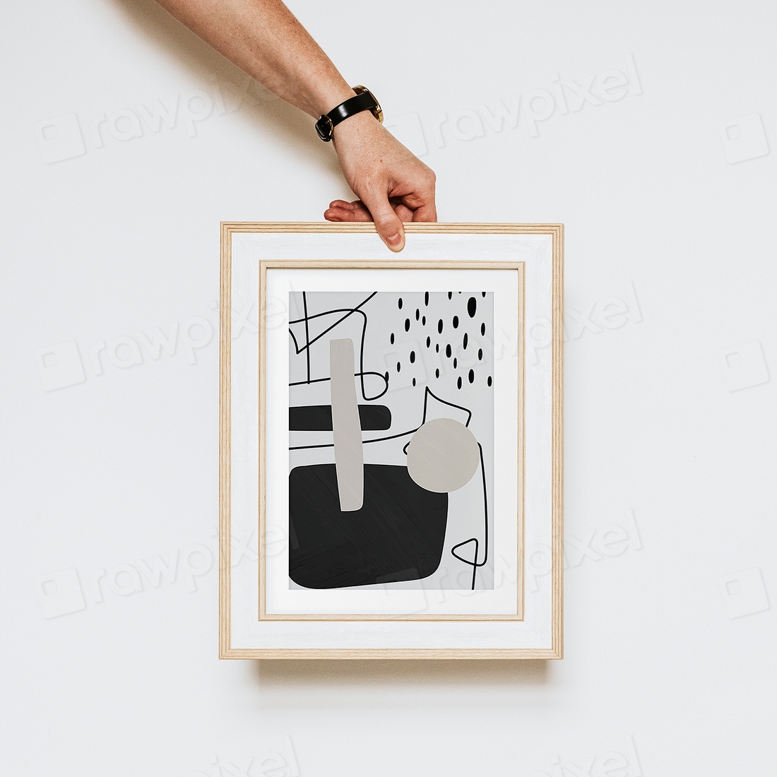 Picture frame mockup psd, hand | Premium PSD Mockup - rawpixel