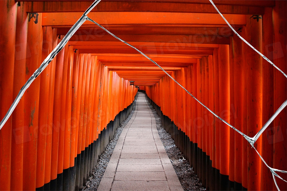 Red Torii gate with broken | Premium Photo - rawpixel