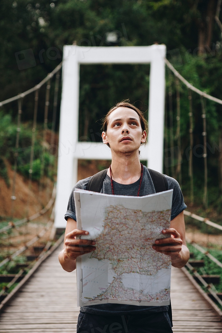 Man lost with a map | Premium Photo - rawpixel