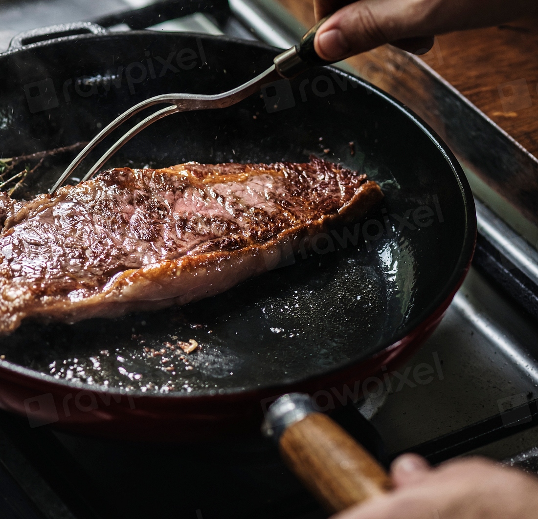 Chef cooking steak pan food | Premium Photo - rawpixel