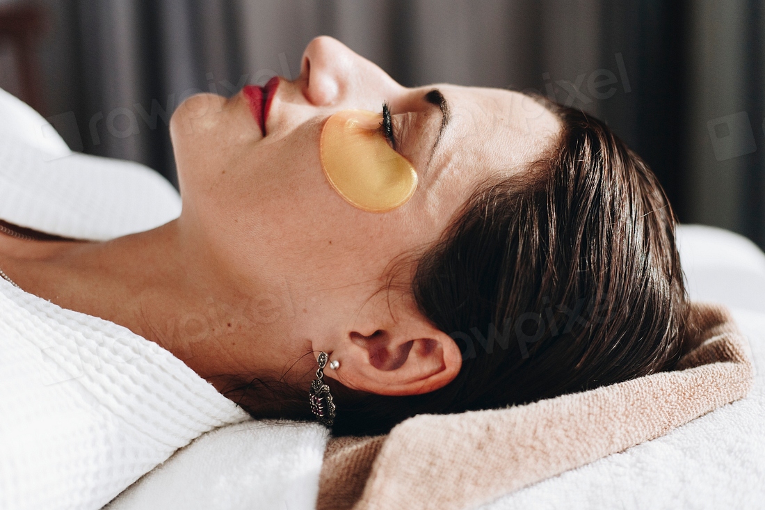 Woman relaxing golden eye mask | Premium Photo - rawpixel