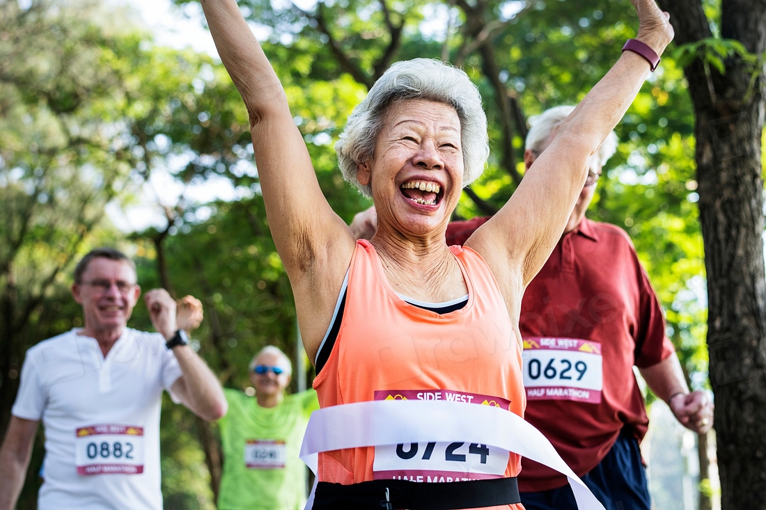 Happy senior running finish line | Premium Photo - rawpixel