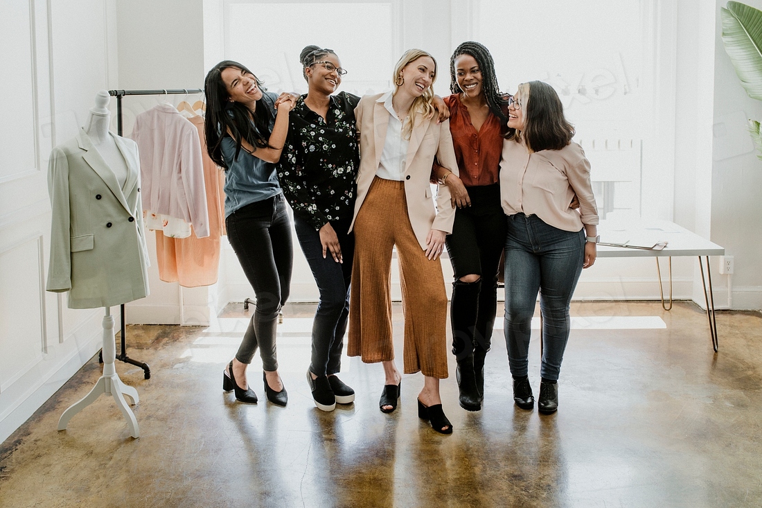 Happy confident female fashion designers | Premium Photo - rawpixel
