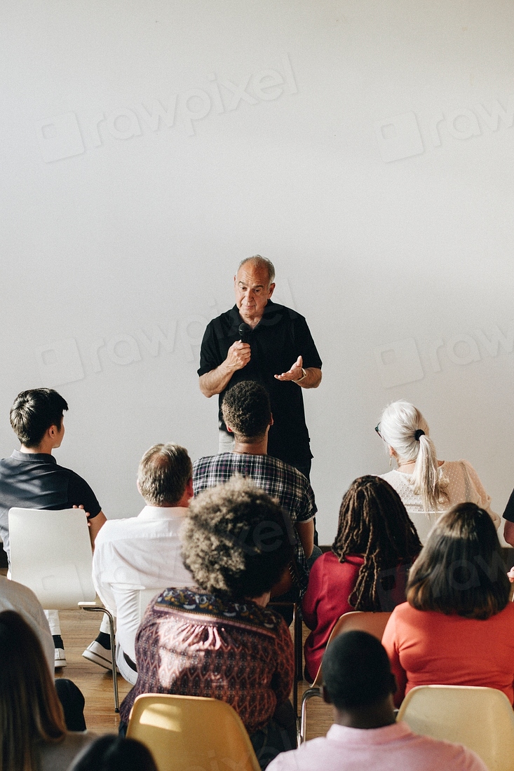 Elderly man speaking microphone seminar | Premium Photo - rawpixel