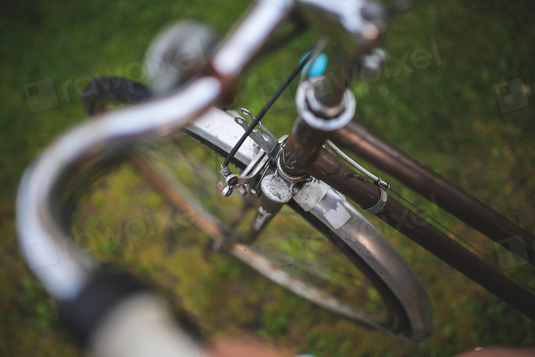 Details an old vintage bike. | Free Photo - rawpixel