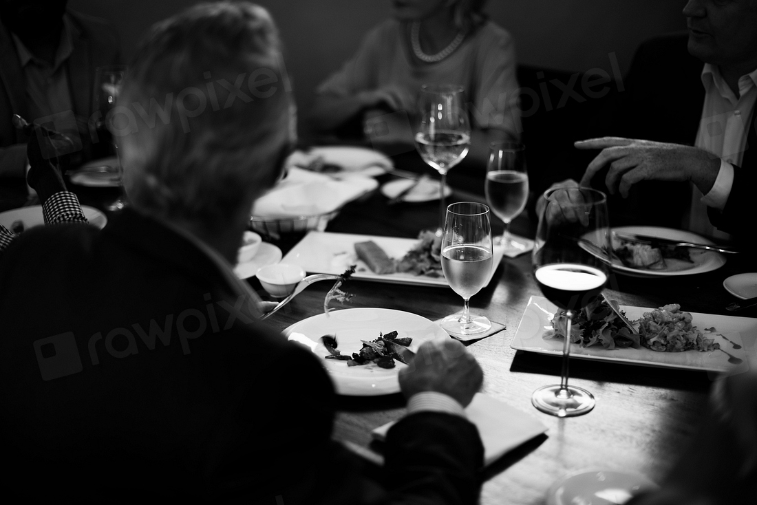 Business people dining in a restaurant | Premium Photo - rawpixel
