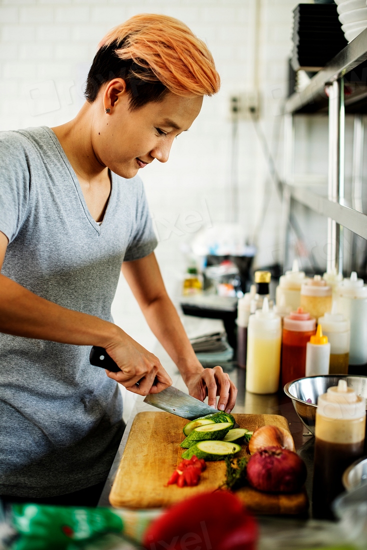 Closeup kitchen staff prepare cooking | Premium Photo - rawpixel