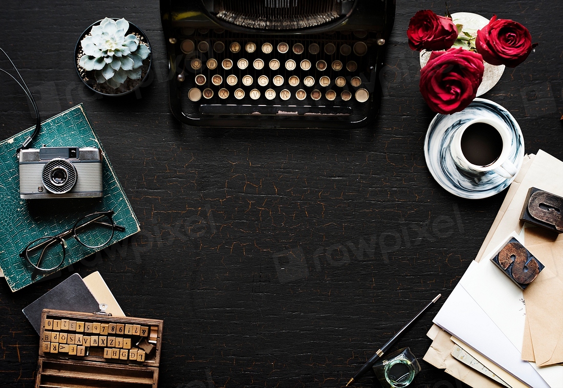 Retro Typewriter Machine Paper Workspace | Premium PSD Mockup - rawpixel