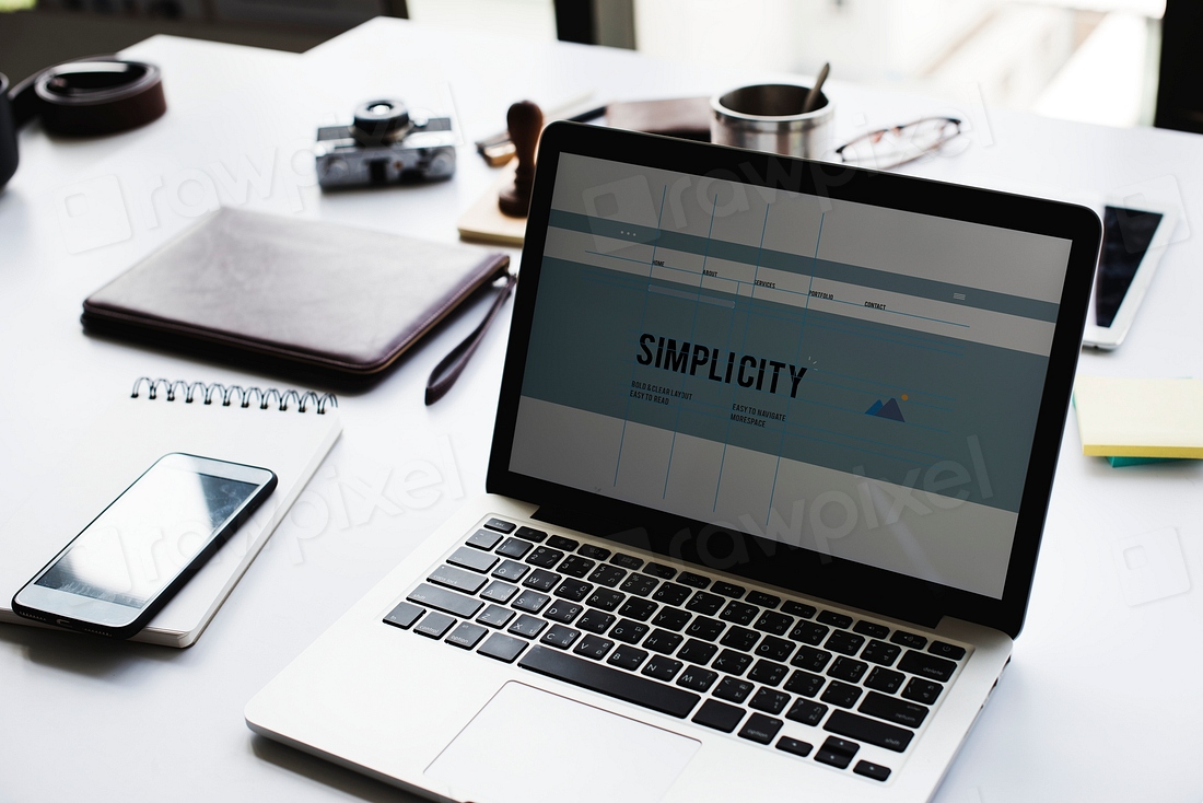 Closeup computer laptop and mobile | Premium Photo - rawpixel