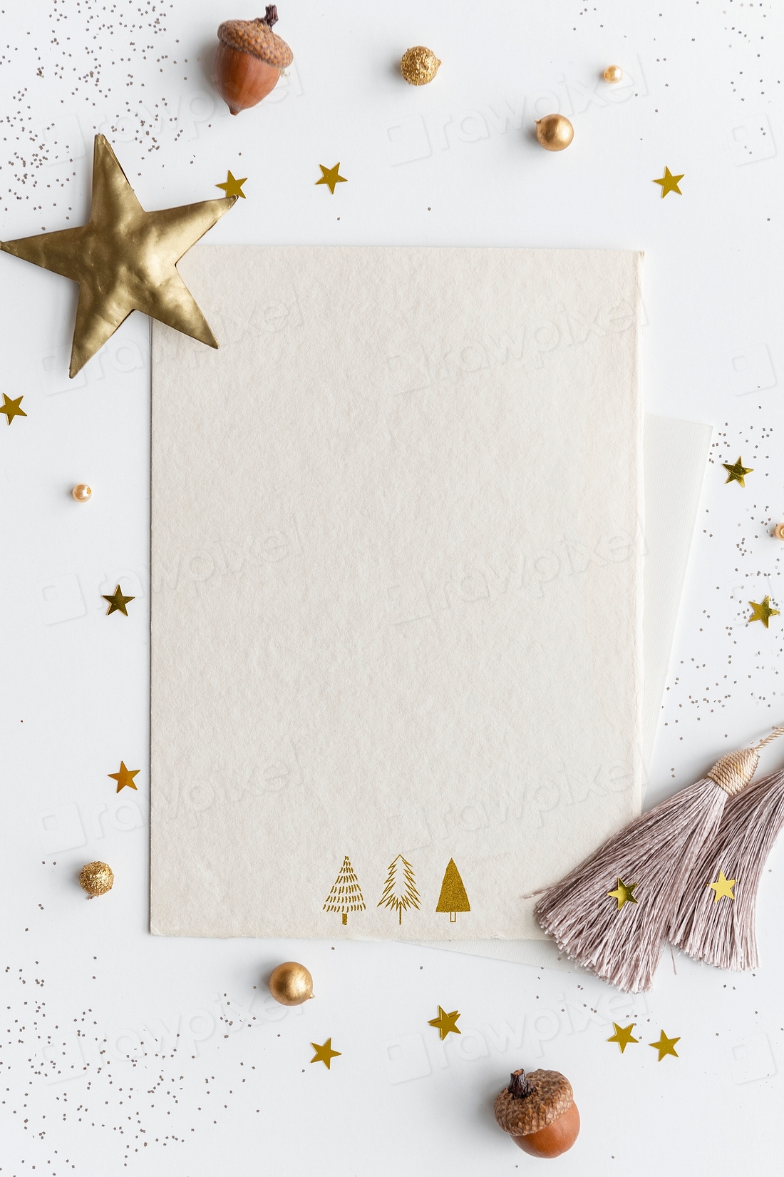 Blank festive Christmas paper mockup | Premium PSD Mockup - rawpixel
