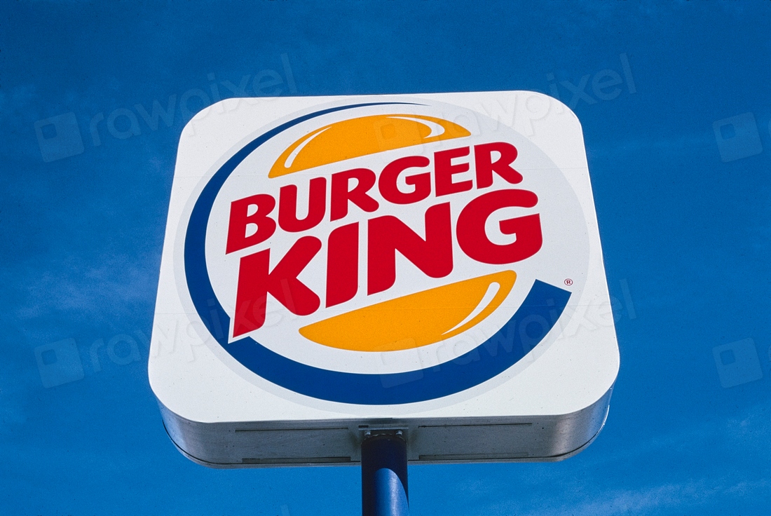 Burger King sign, Victorville, California | Free Photo - rawpixel