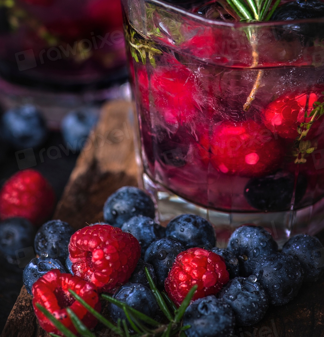 Mixed berry infused water recipe | Premium Photo - rawpixel