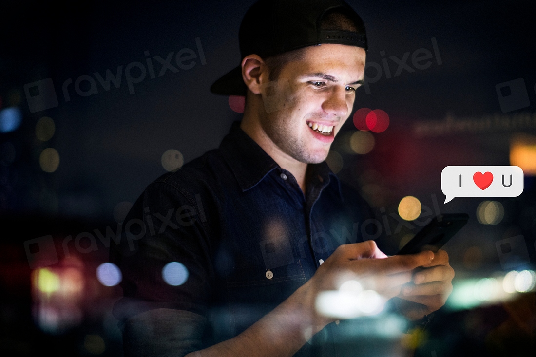 Cheerful young man texting his | Premium Photo - rawpixel