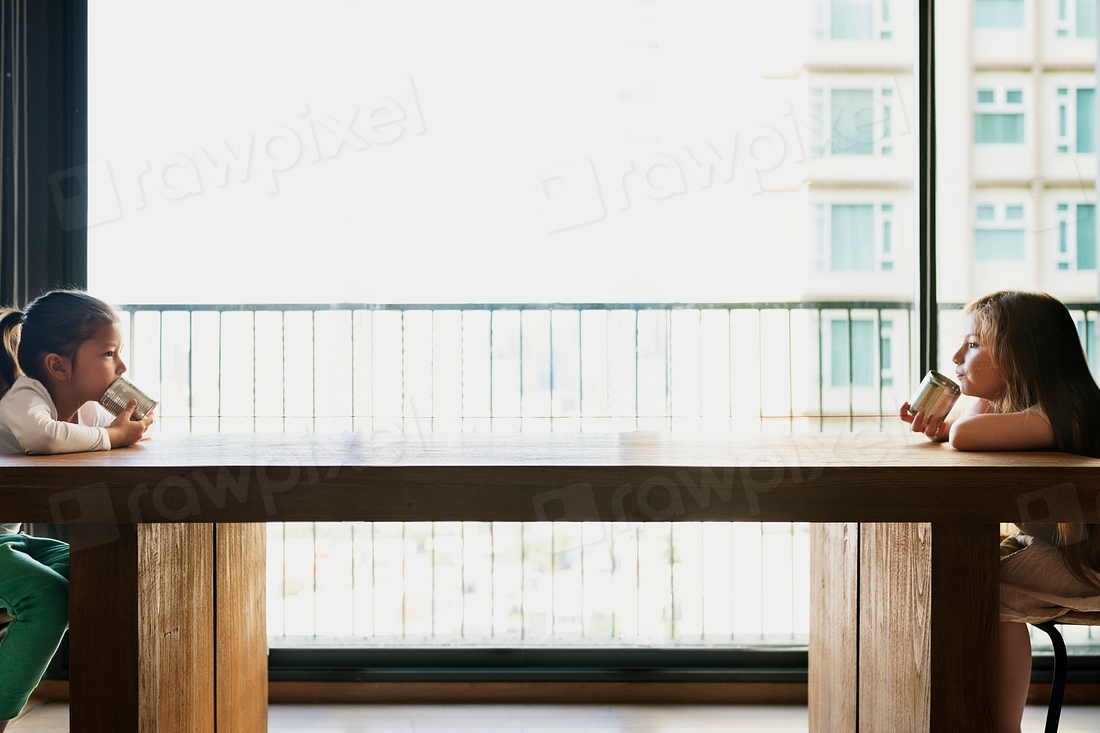 Little girls playing social distancing | Premium Photo - rawpixel