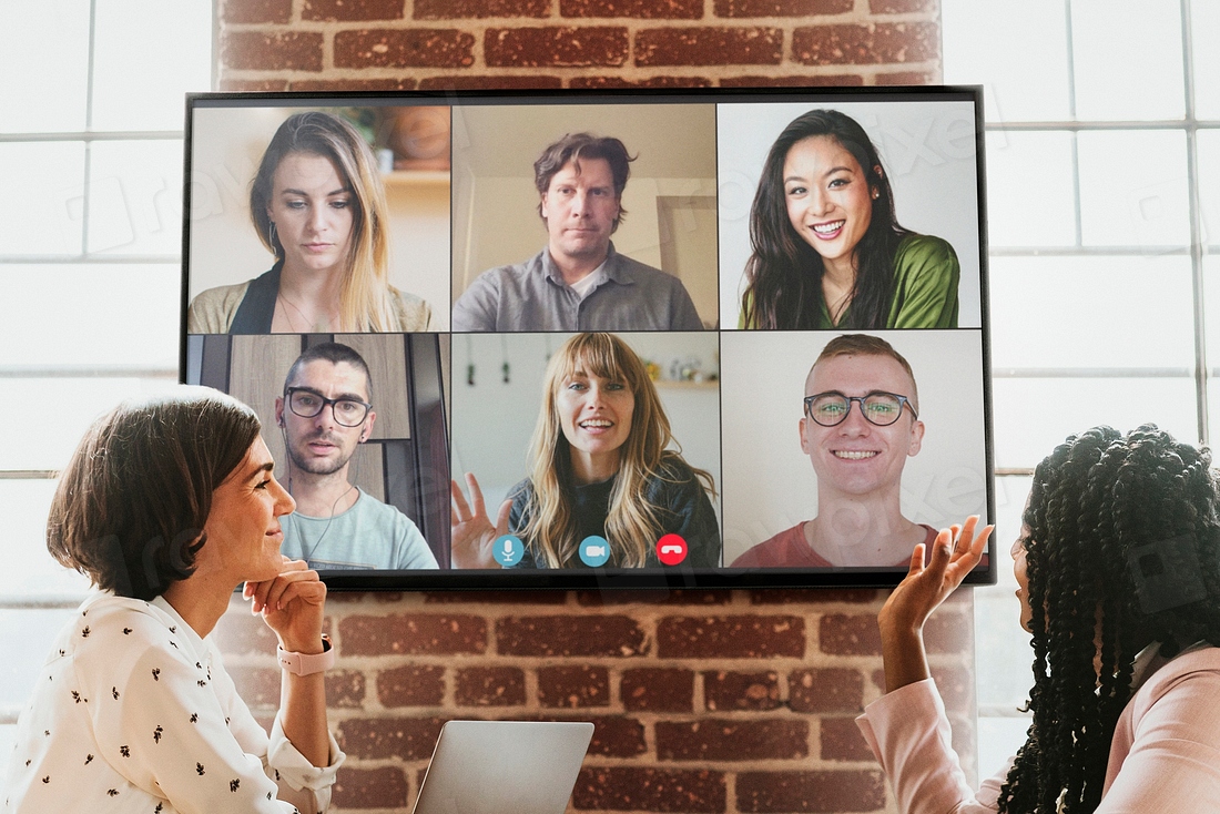 Women video conference call an | Free Photo - rawpixel