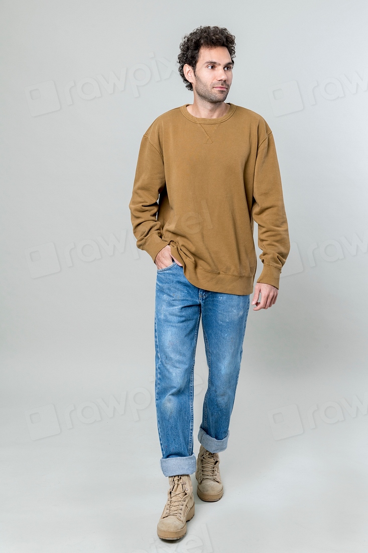 Man in brown sweater and | Premium Photo - rawpixel