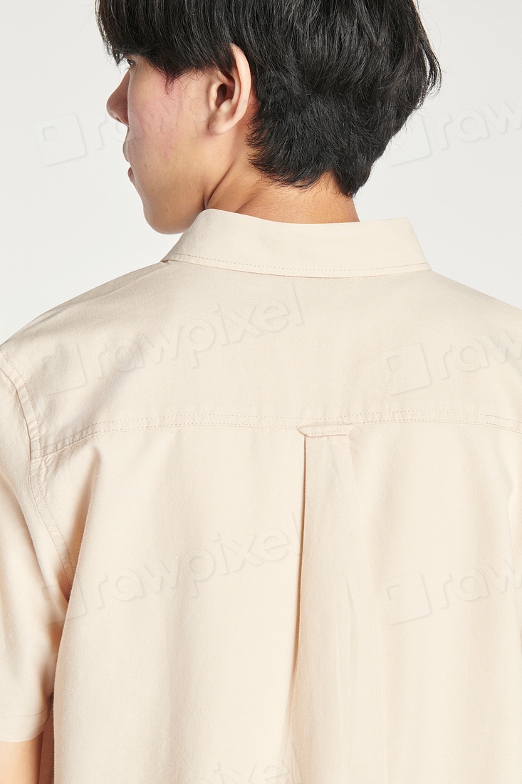 Man beige shirt mockup | Premium PSD Mockup - rawpixel