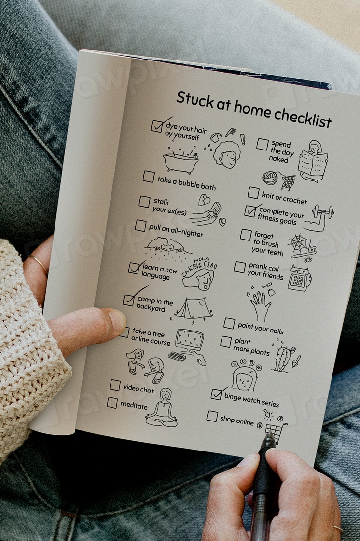 Stuck at home checklist in a notebook | Free Photo - rawpixel