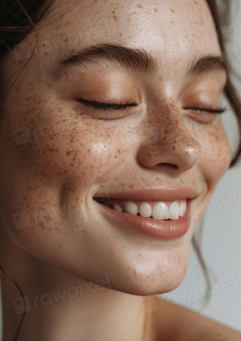 Woman happy no makeup skin | Free Photo - rawpixel