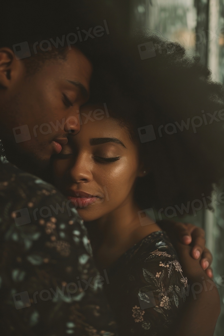 Black couple hugging portrait kissing | Premium Photo - rawpixel