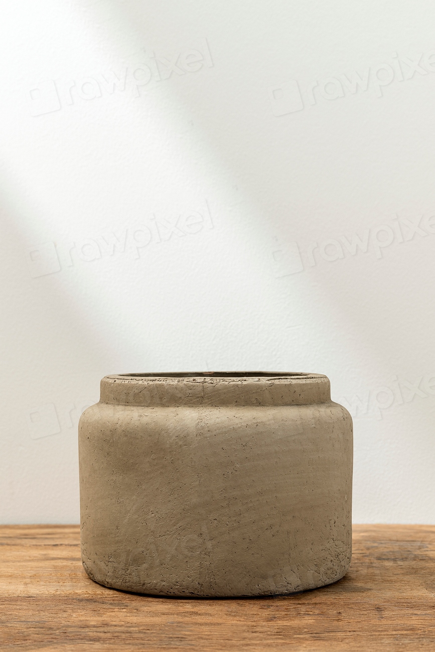 Rustic decorative plant pot table | Premium Photo - rawpixel