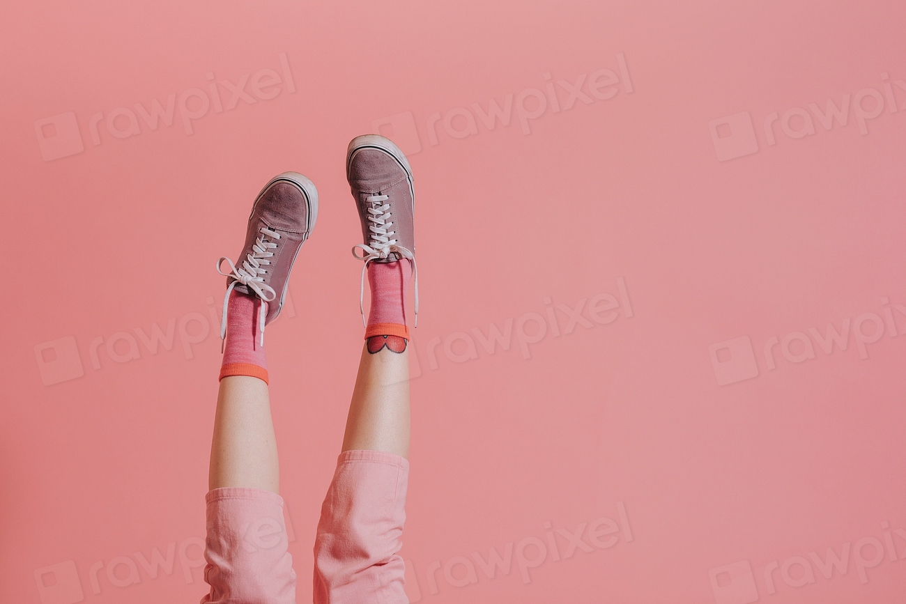 Woman legs in pink pants | Premium Photo - rawpixel