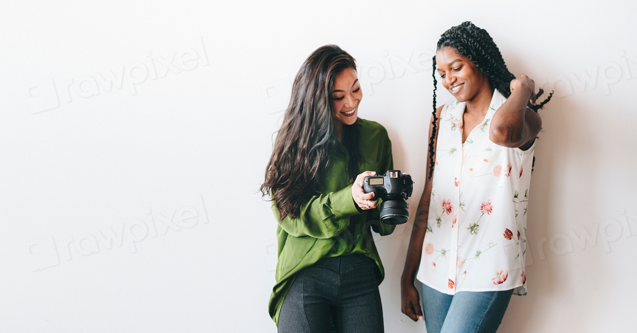 Happy women digital camera talking | Premium Photo - rawpixel