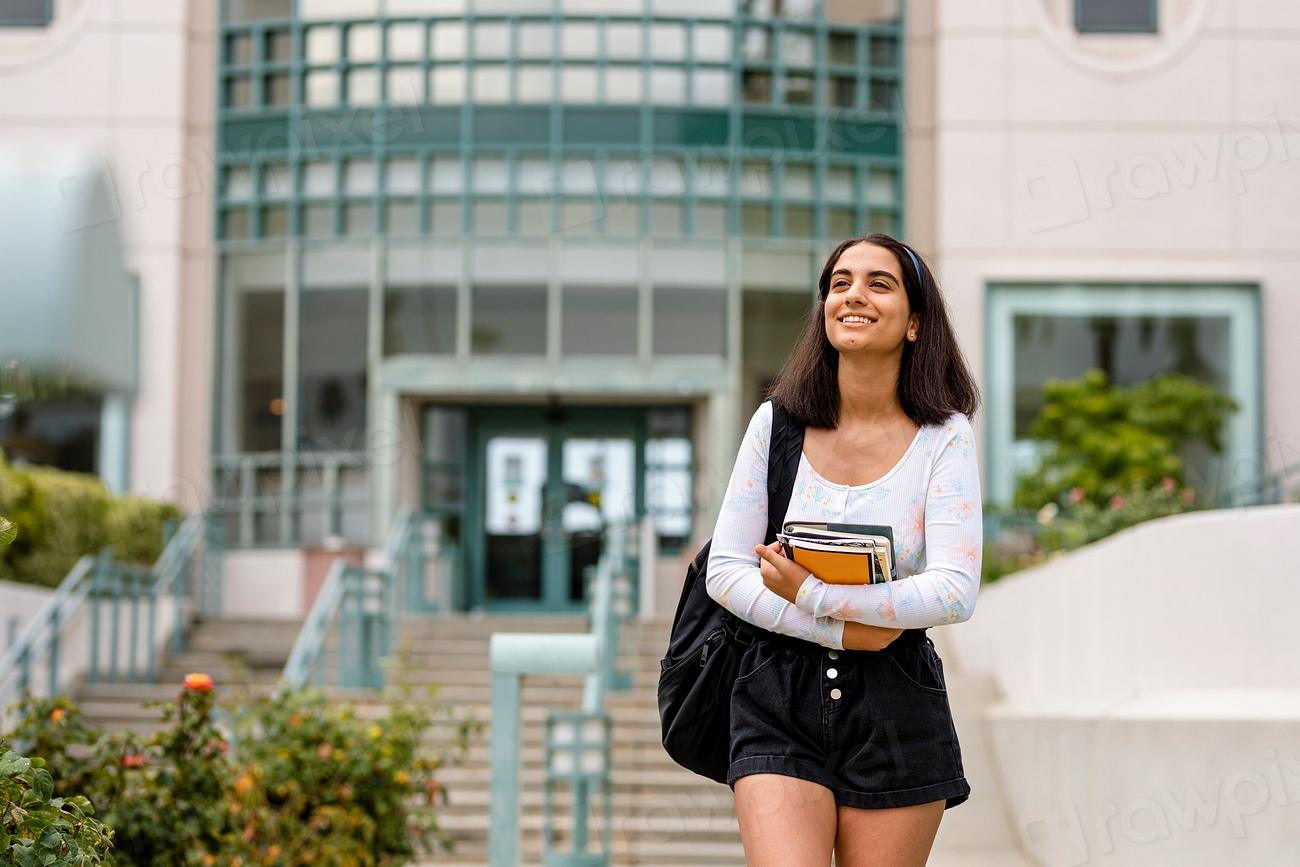Happy student leaving school, end | Premium Photo - rawpixel