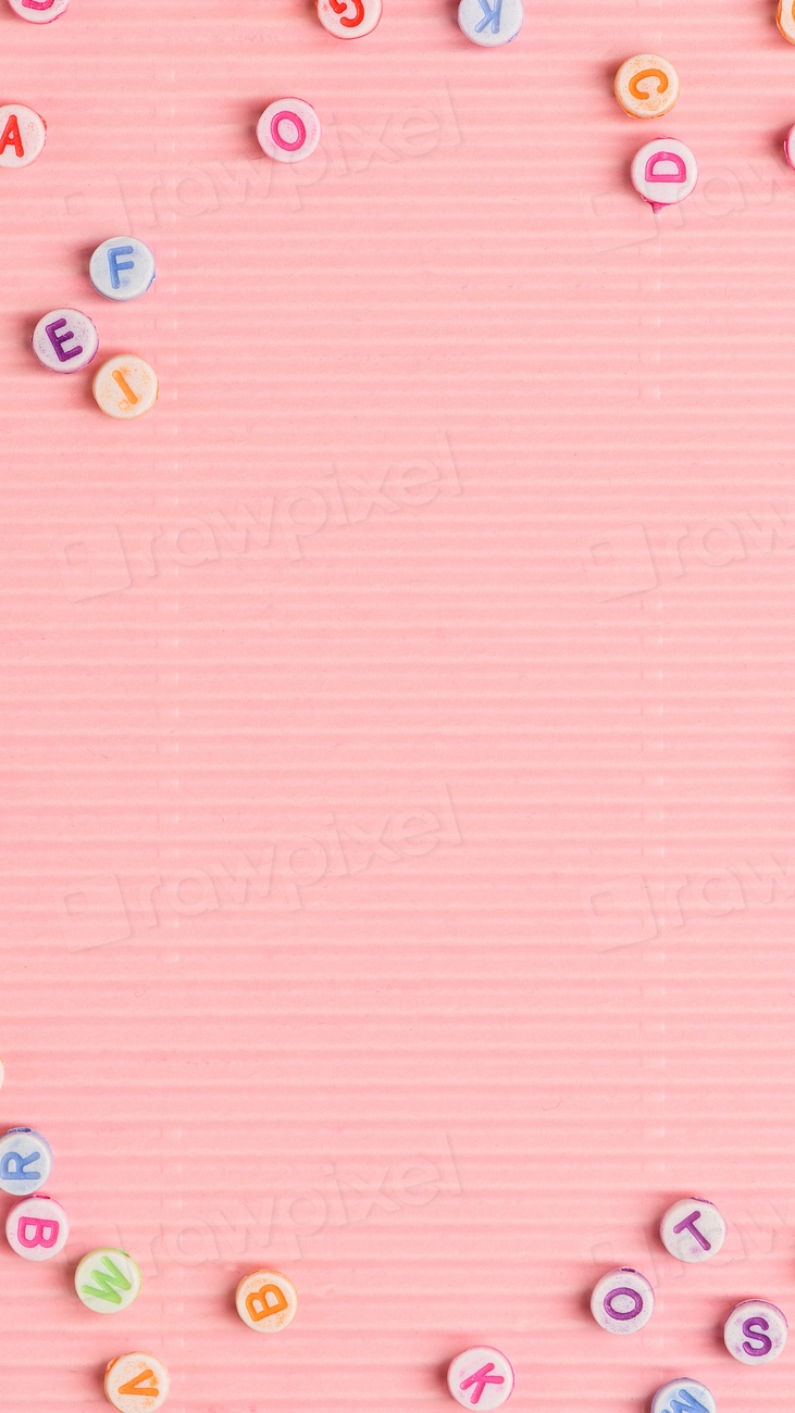 Letter beads border pink phone | Free Photo - rawpixel