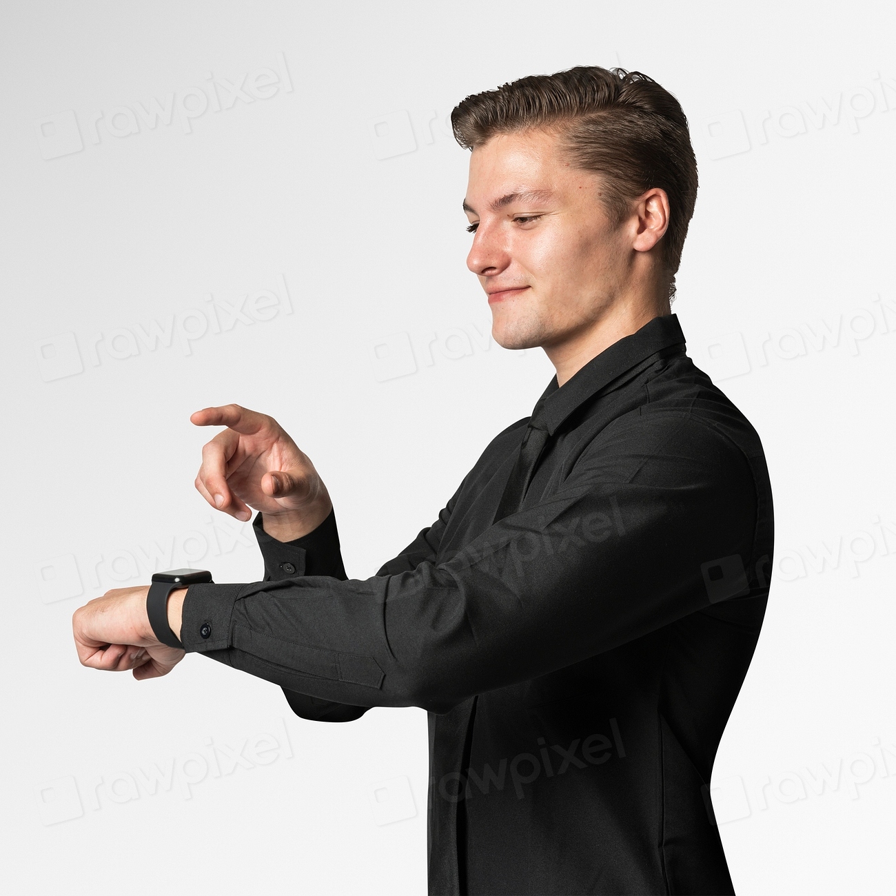 Man touching holographic smartwatch psd | PSD - rawpixel