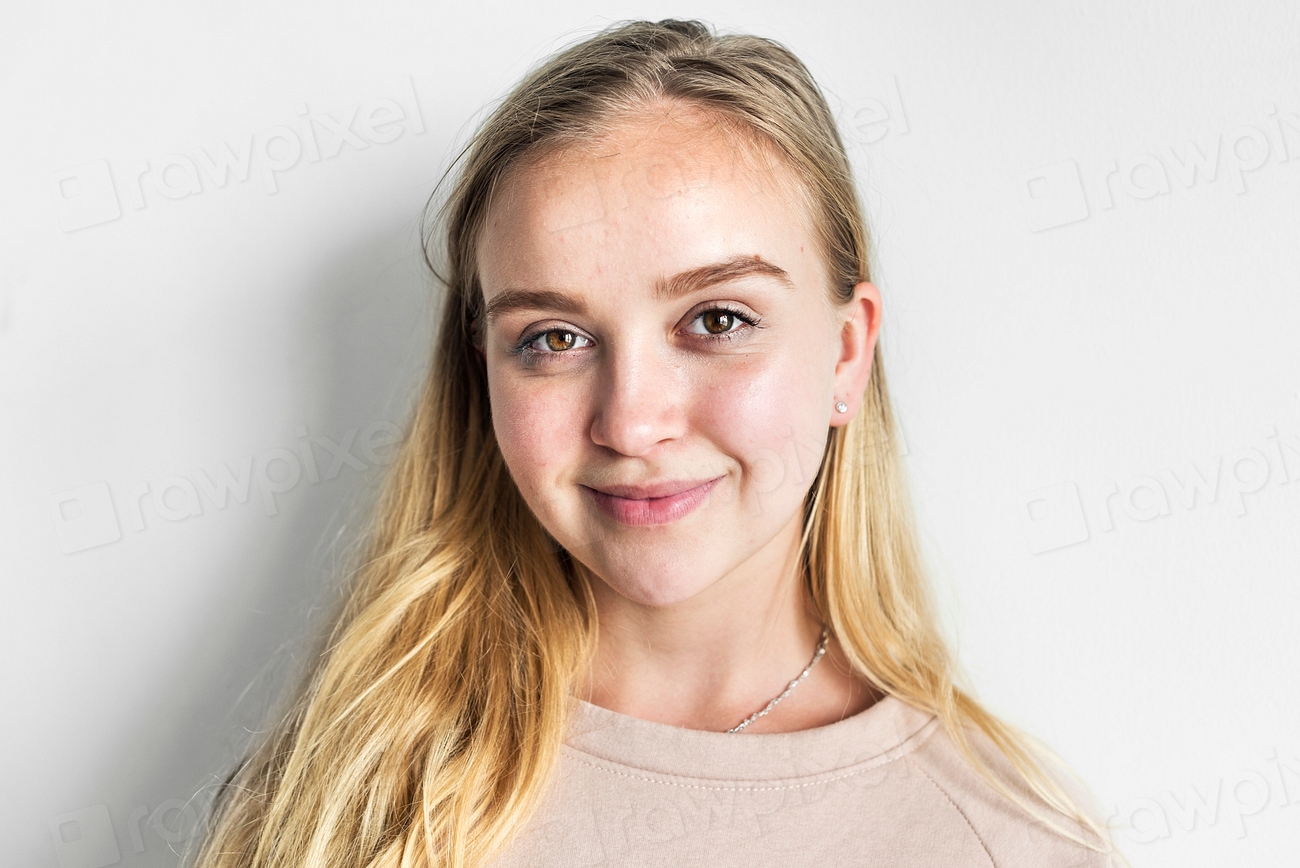 A portrait of Caucasian woman | Premium Photo - rawpixel